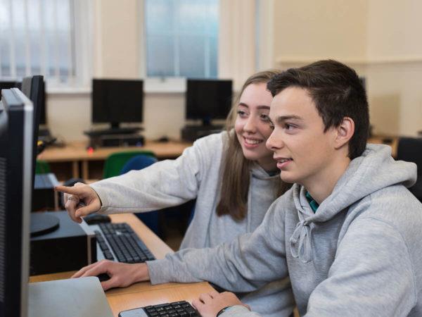 Ysgol Gyfun Gwyr Career Site